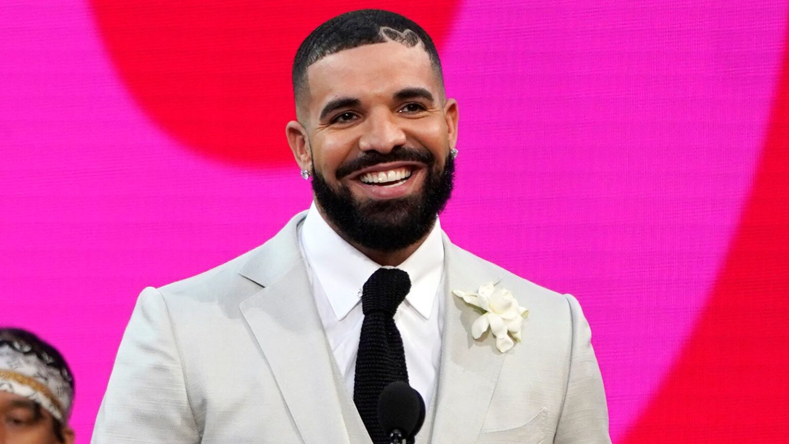 Who is Nadia Ntuli the Tanzanian Model Drake Paid Tribute to in ...