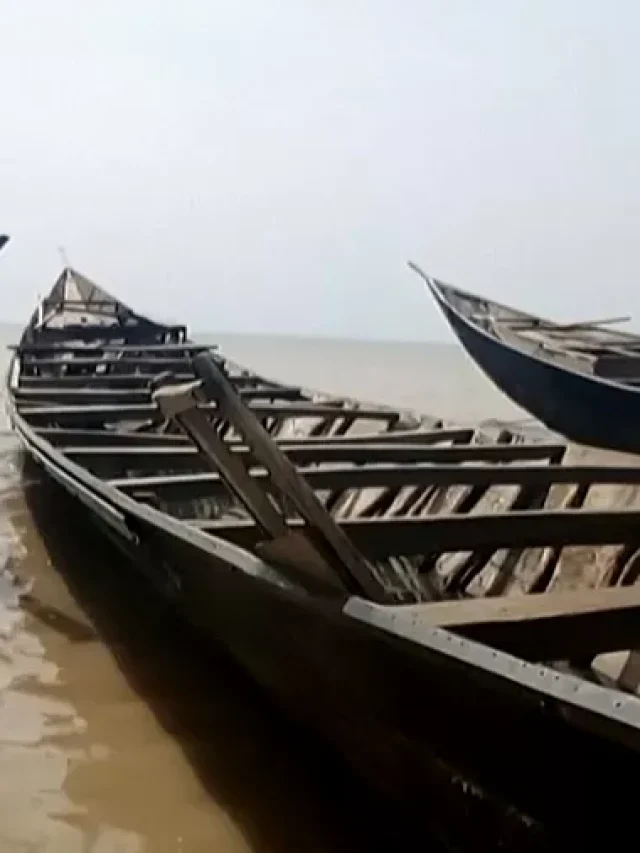 A boat capsizes on a river in northwest Congo, killing 28 people - See ...