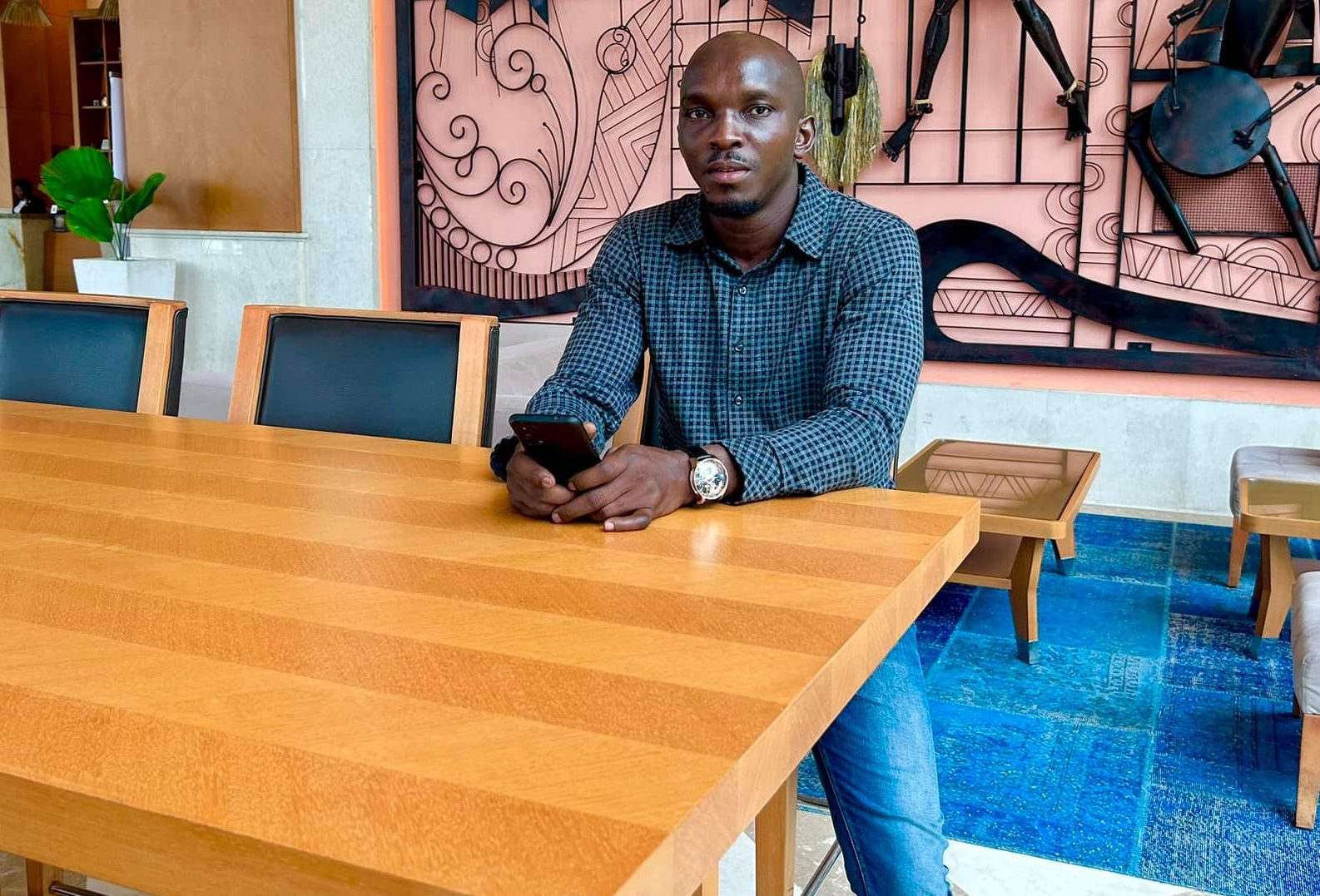 Meet John Amanam, the Nigerian Sculptor Designing Prosthetics for Amputees