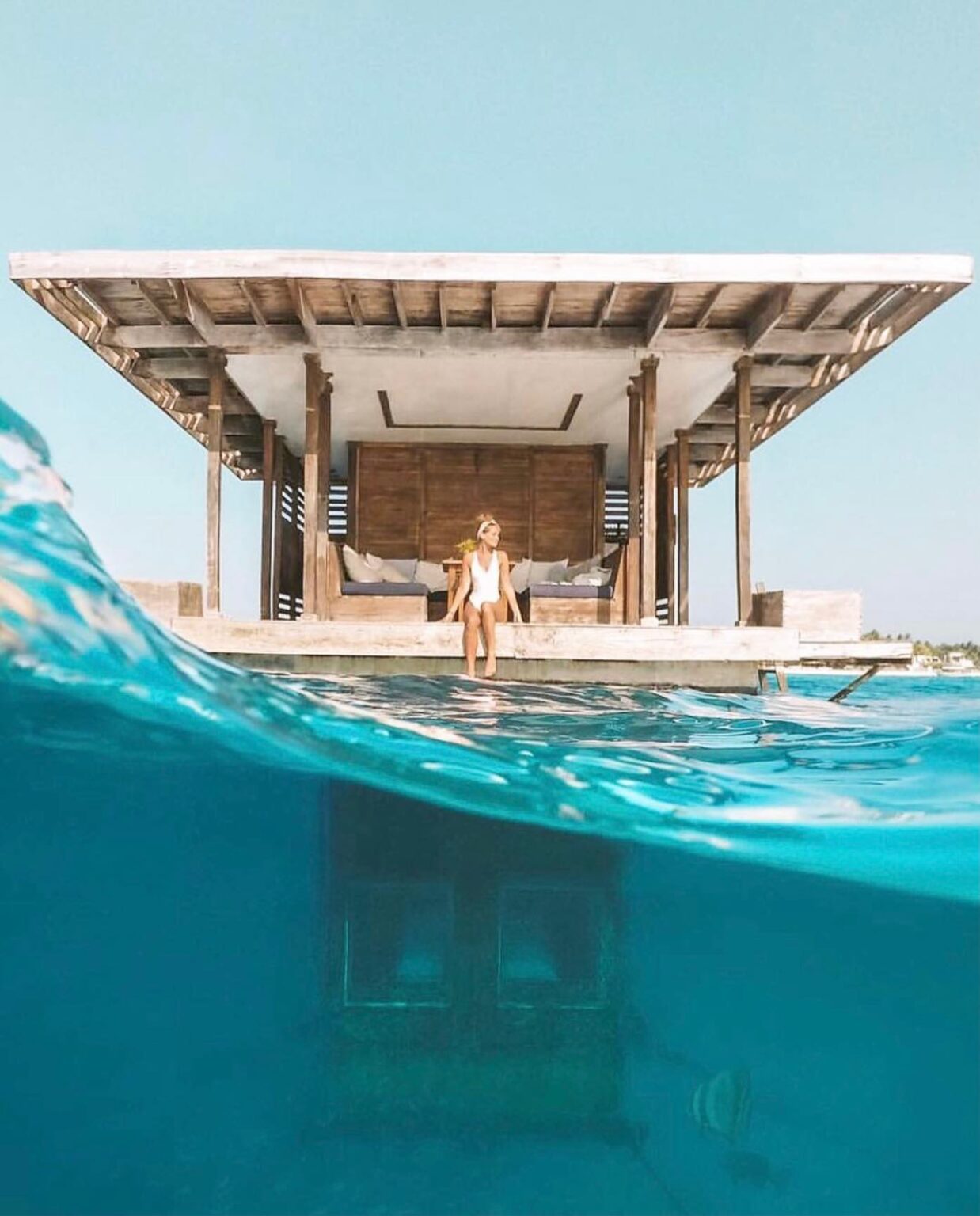 $3000 Per Night Manta Resort Underwater Room Price Offering