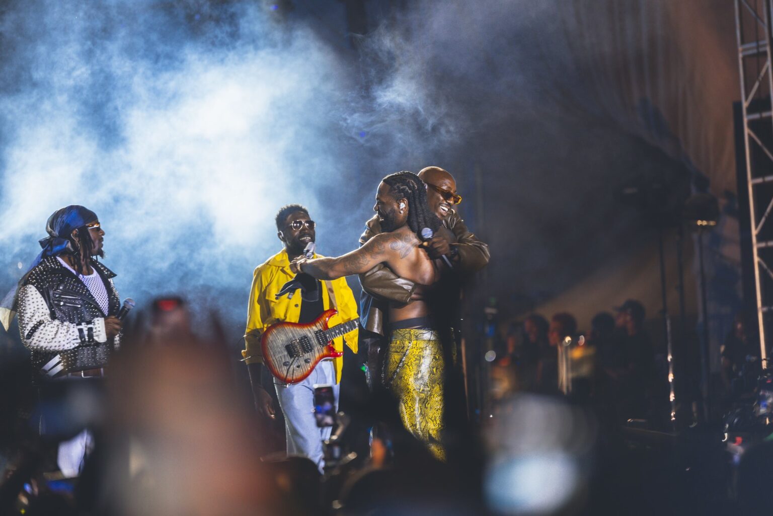 Burna Boy Kenya Concert 2025 Wipes Away Past Fans’ Disappointment - See ...